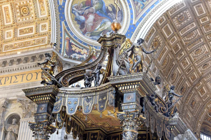 Un gigante da restaurare, il baldacchino di San Pietro sull’altare ...