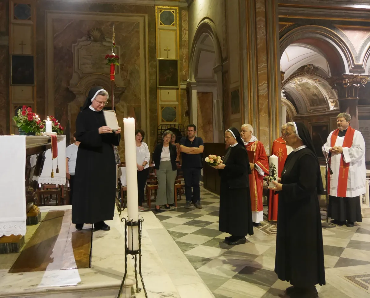 La memoria di dieci suore martiri del comunismo consegnata al santuario ...