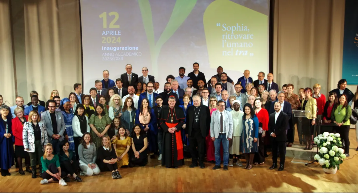 Sophia l'università come luogo per imparare la pace